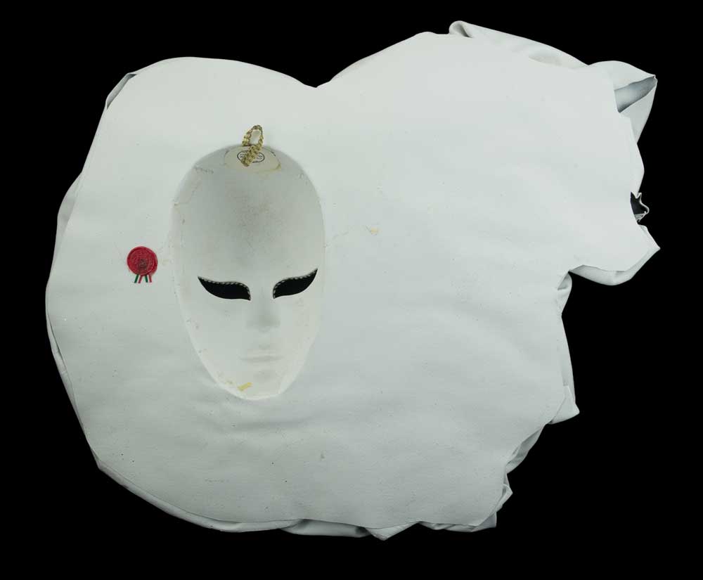 Masques vénitiens en cuir pour carnaval et décoration | MasquesdeVenise.fr